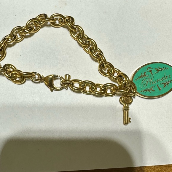 Plunder | Jewelry | Plunder Gold Tone Bracelet With Key Pendant | Poshmark